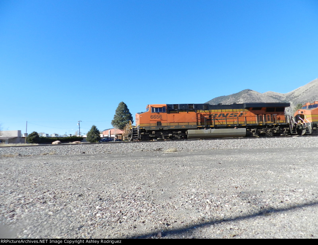 BNSF 6656